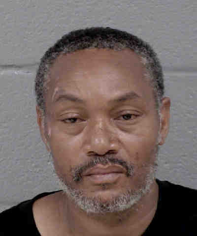 Demetrius Dixon Resisting Officer Trespassing - WCCB Charlotte's CW