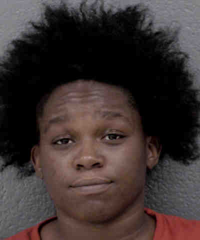 Korneisha Banks Assault And Battery Communicating Threats - WCCB Charlotte