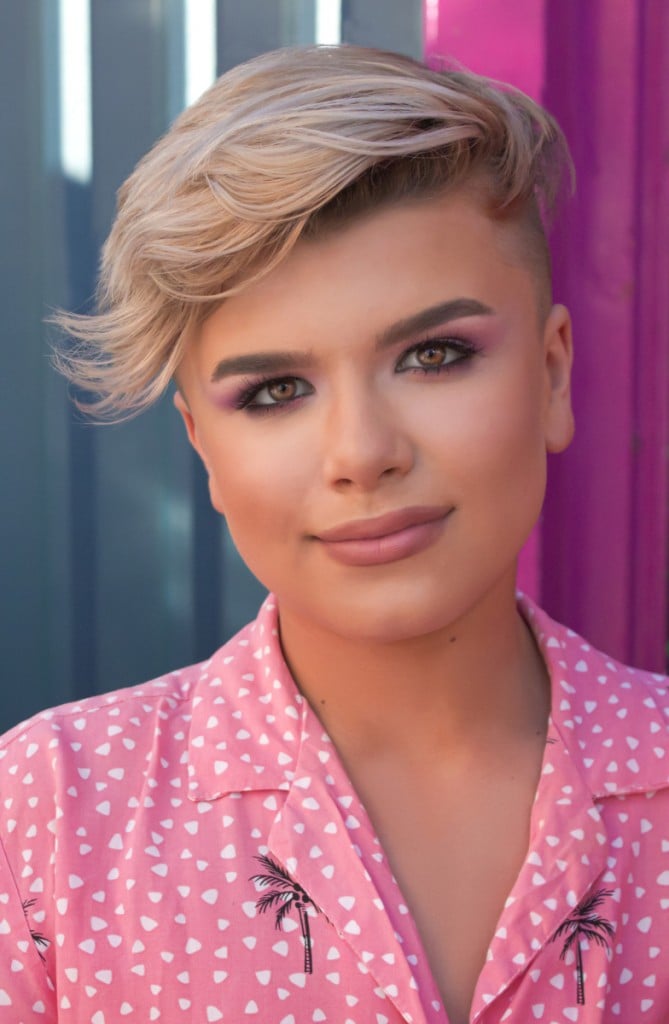 Being Reuben 101 A Very Modern Family 02 - WCCB Charlotte