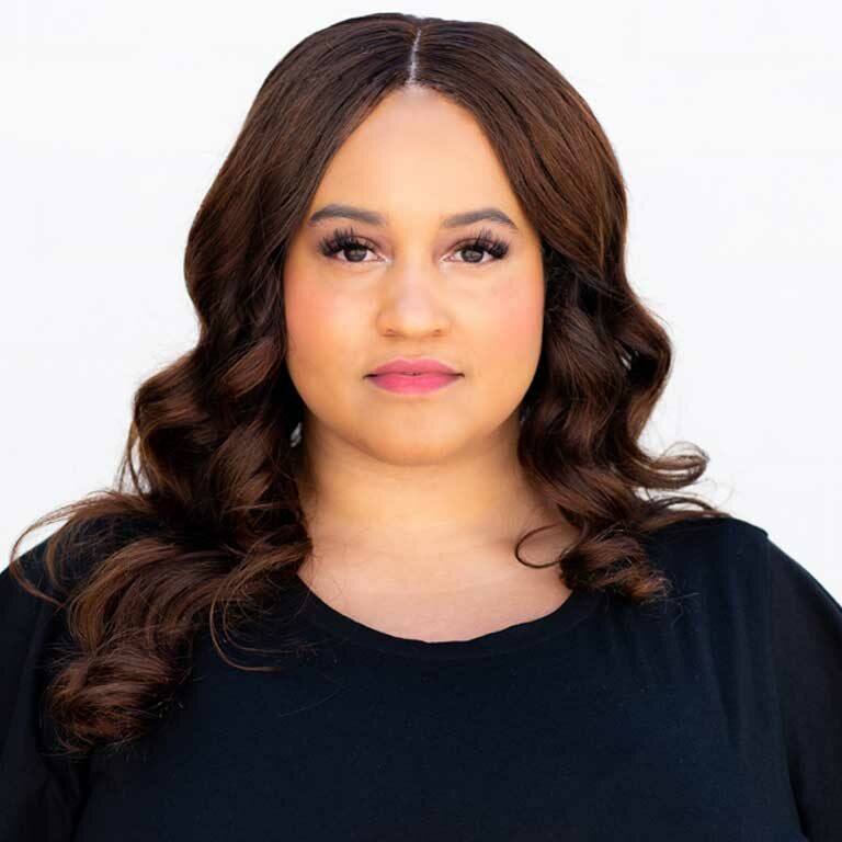 Lola Played By Iris DeWitt - WCCB Charlotte's CW