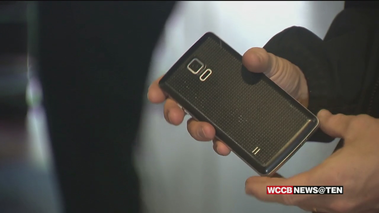 Mecklenburg County Sheriff's Deputies Confiscate Cell Phone 'Stun Gun ...