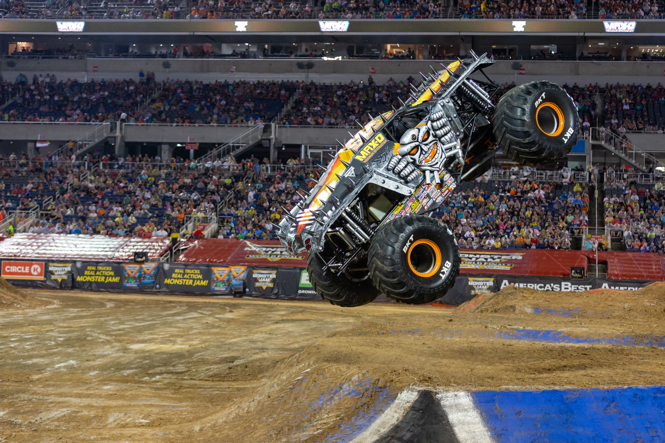 MaxD 20_04 - WCCB Charlotte