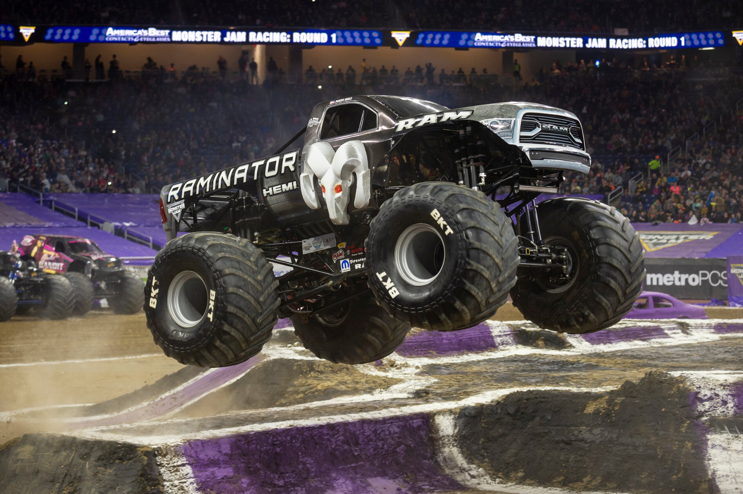 Raminator 20_01 IND - WCCB Charlotte