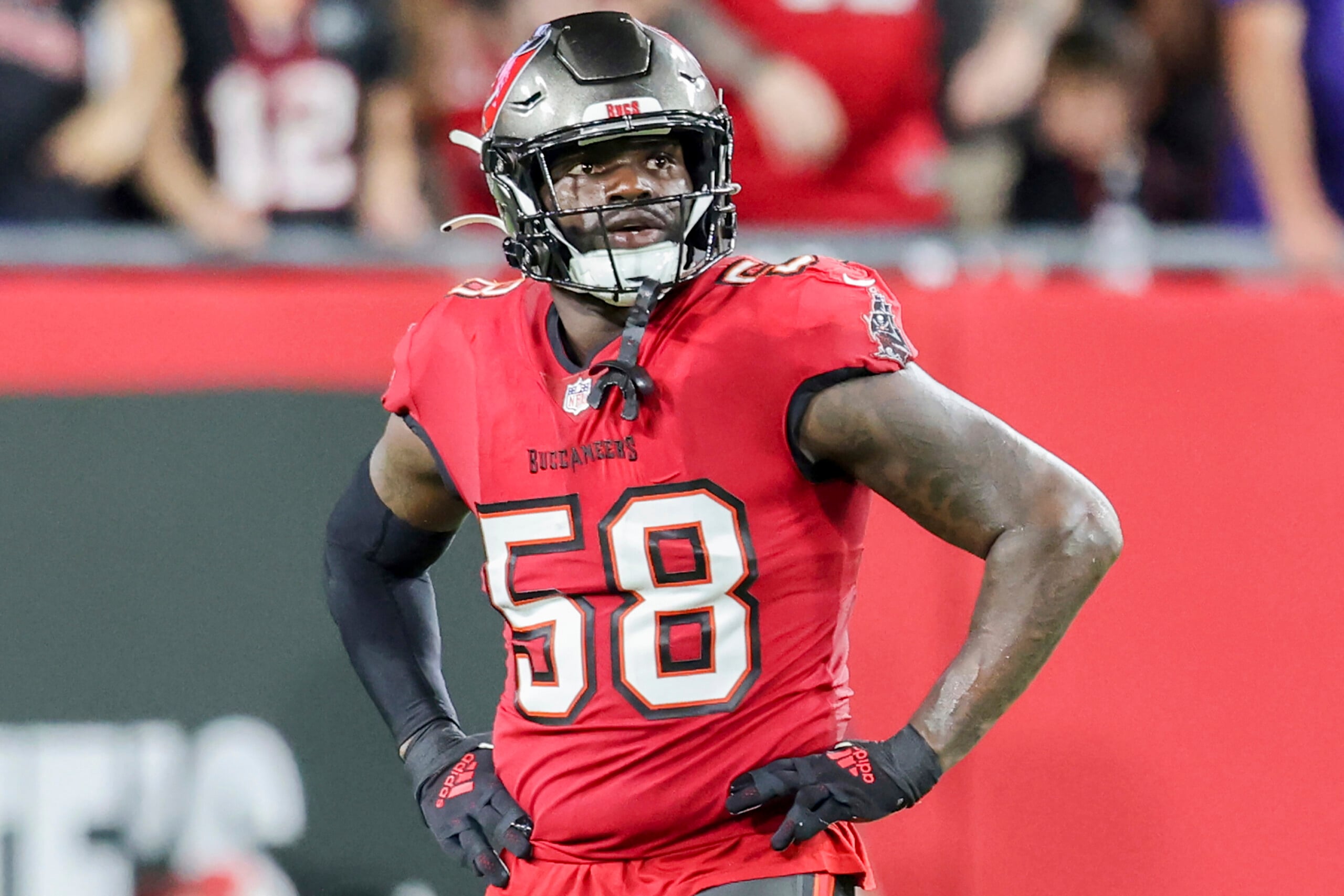 Daughter of Buccaneers LB Shaq Barrett Drowns In Family Pool - WCCB ...