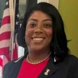 Allisha Watts Pic 2 - WCCB Charlotte's CW