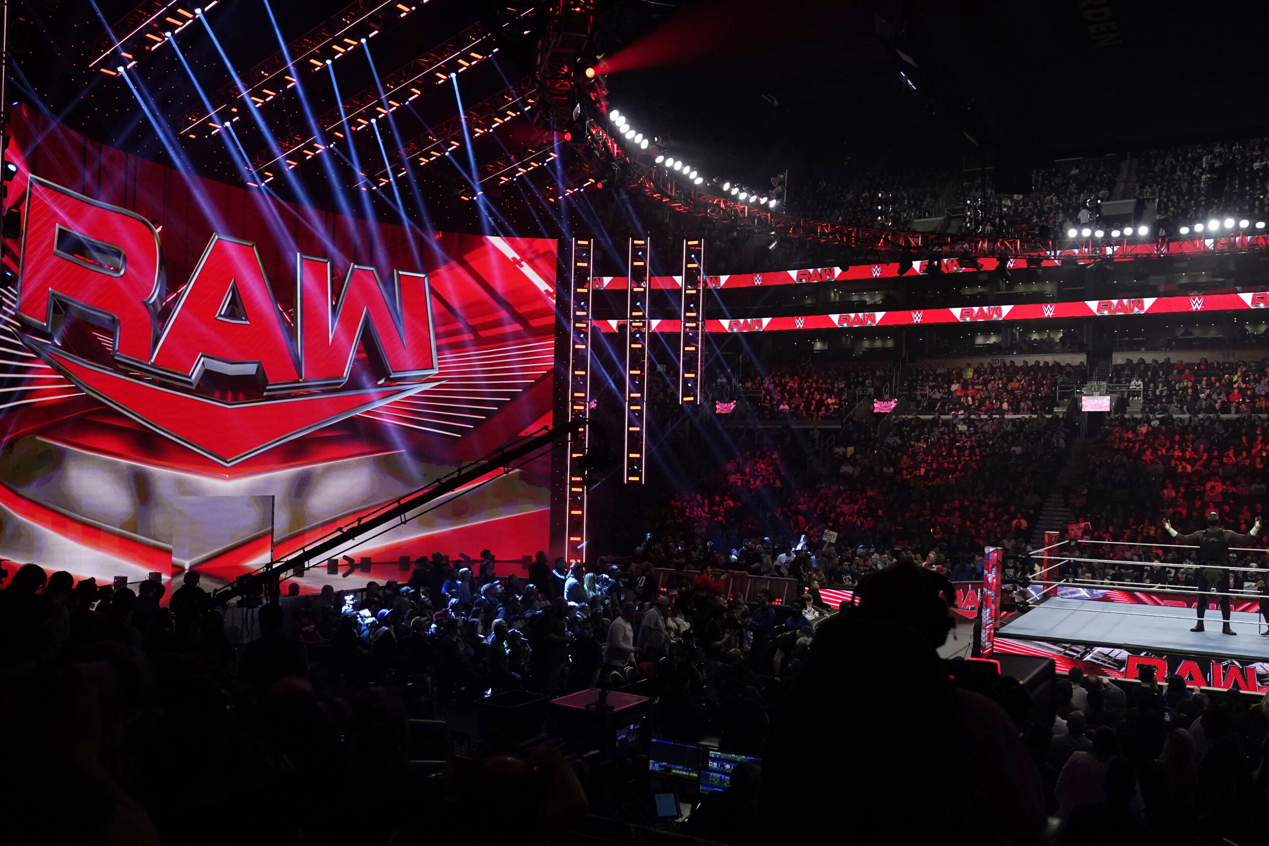 WWE's 'Raw' Is Moving To Netflix Next Year In A Major Streaming Deal ...