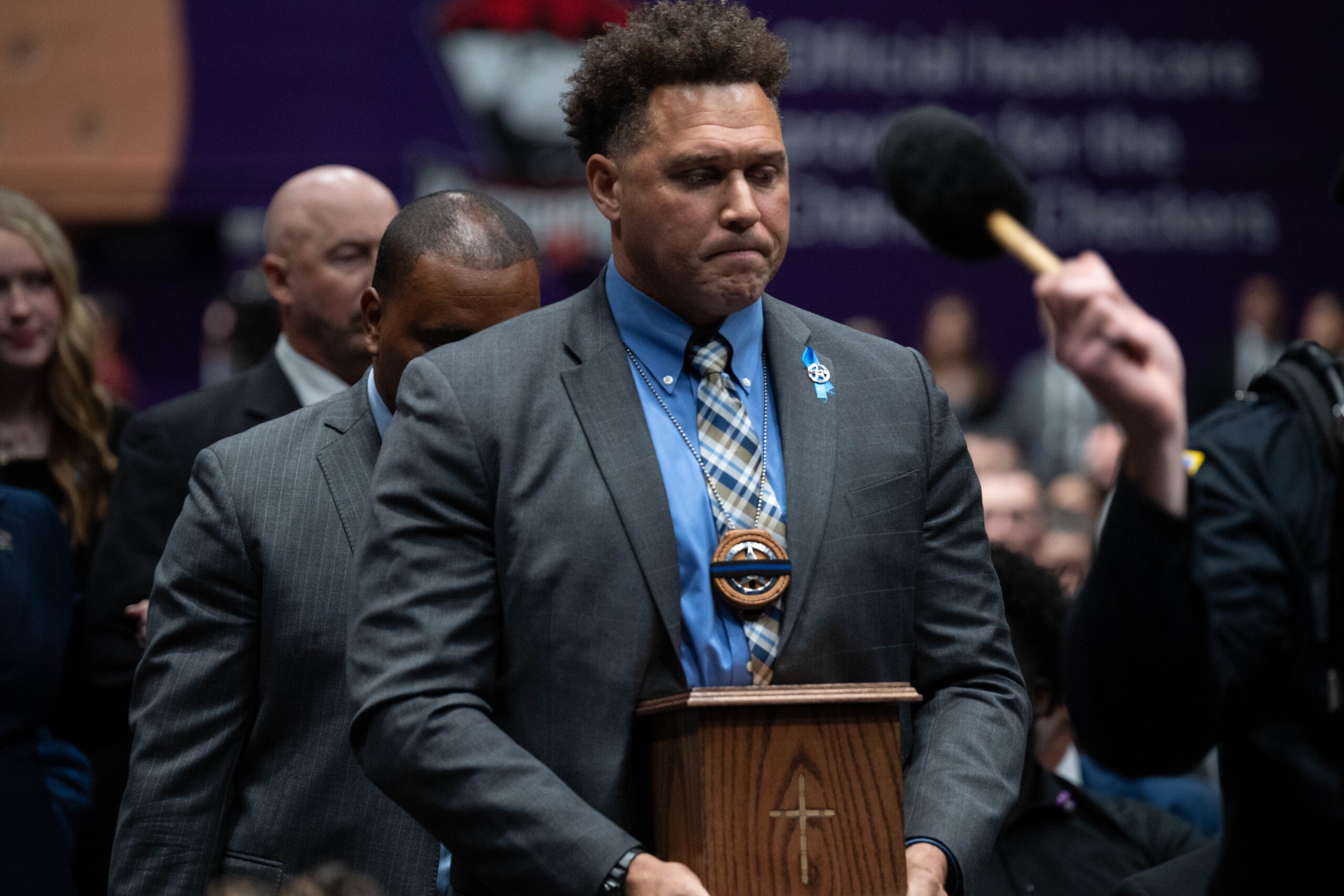 thomas-weeks-memorial-service-3_53703474225_o - WCCB Charlotte's CW