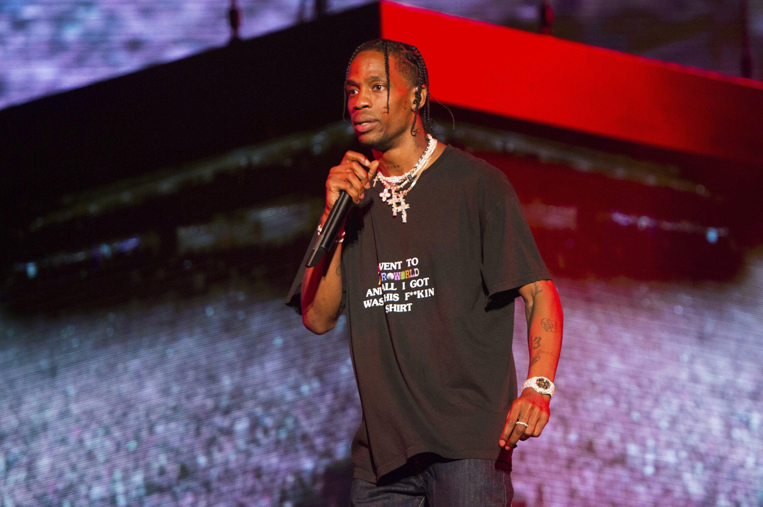 Rapper Travis Scott Arrested In Miami Beach For Misdemeanor Trespassing ...