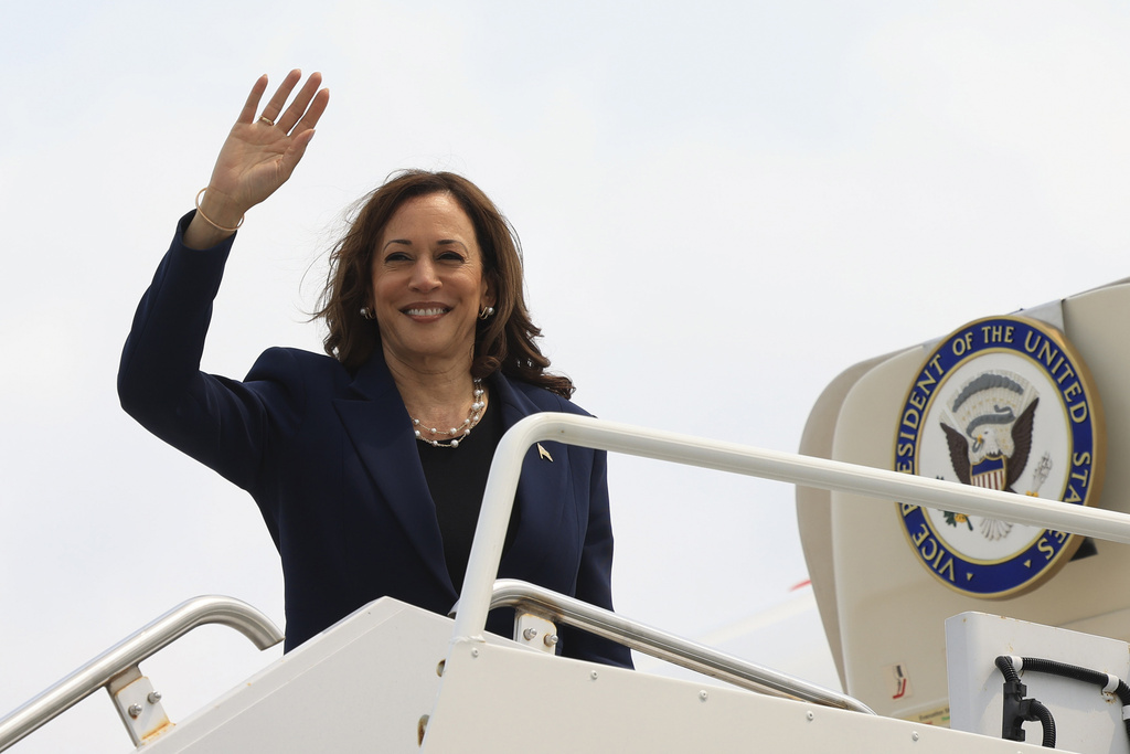 Vice President Kamala Harris Air Force Two AP24205706645148 - WCCB ...