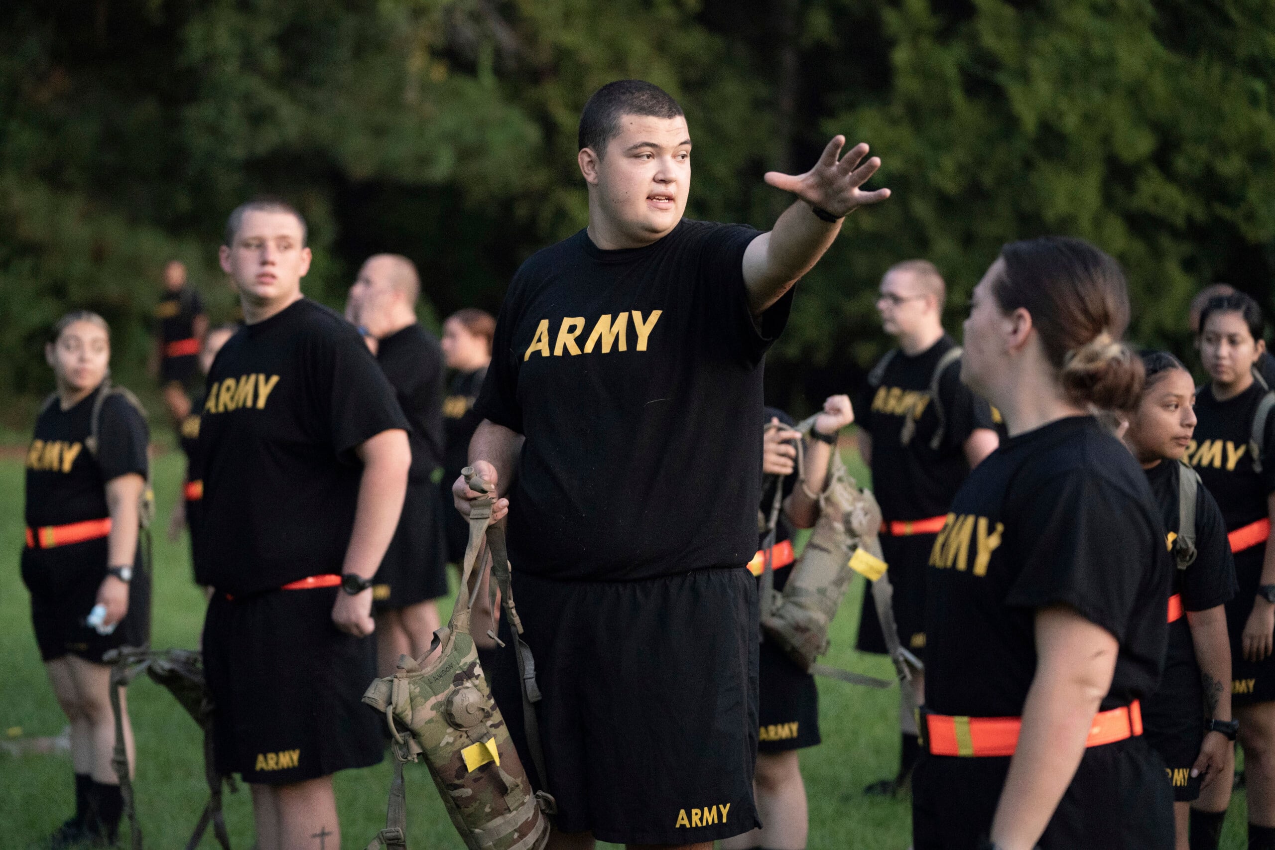 As Recruiting Rebounds, The Army Will Expand Basic Training To Rebuild ...