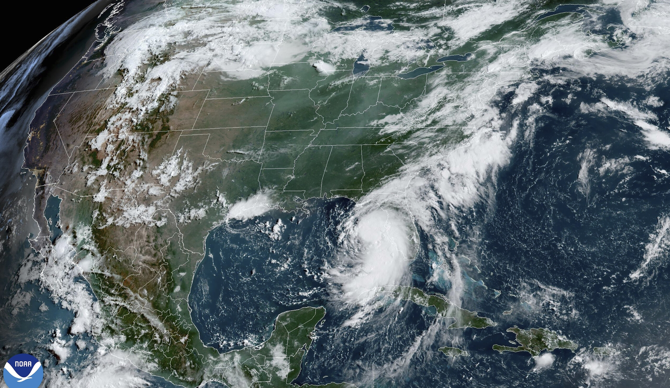 Tropical Storm Debby Moving Through Gulf Toward Florida With Hurricane ...