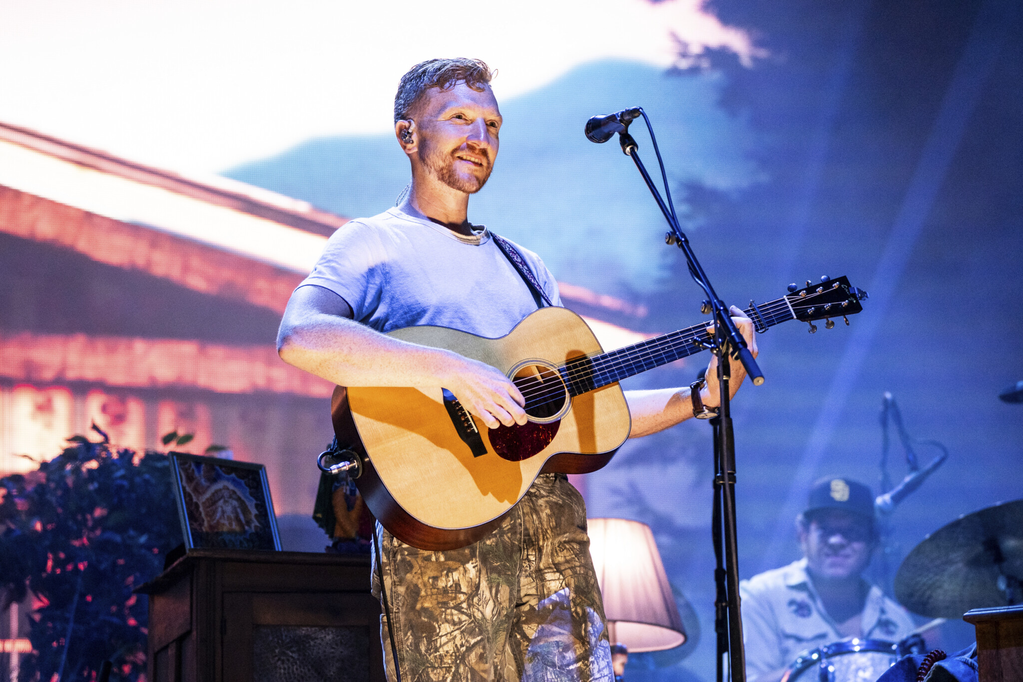 Country singer Tyler Childers to perform in Charlotte on 2025 tour ...