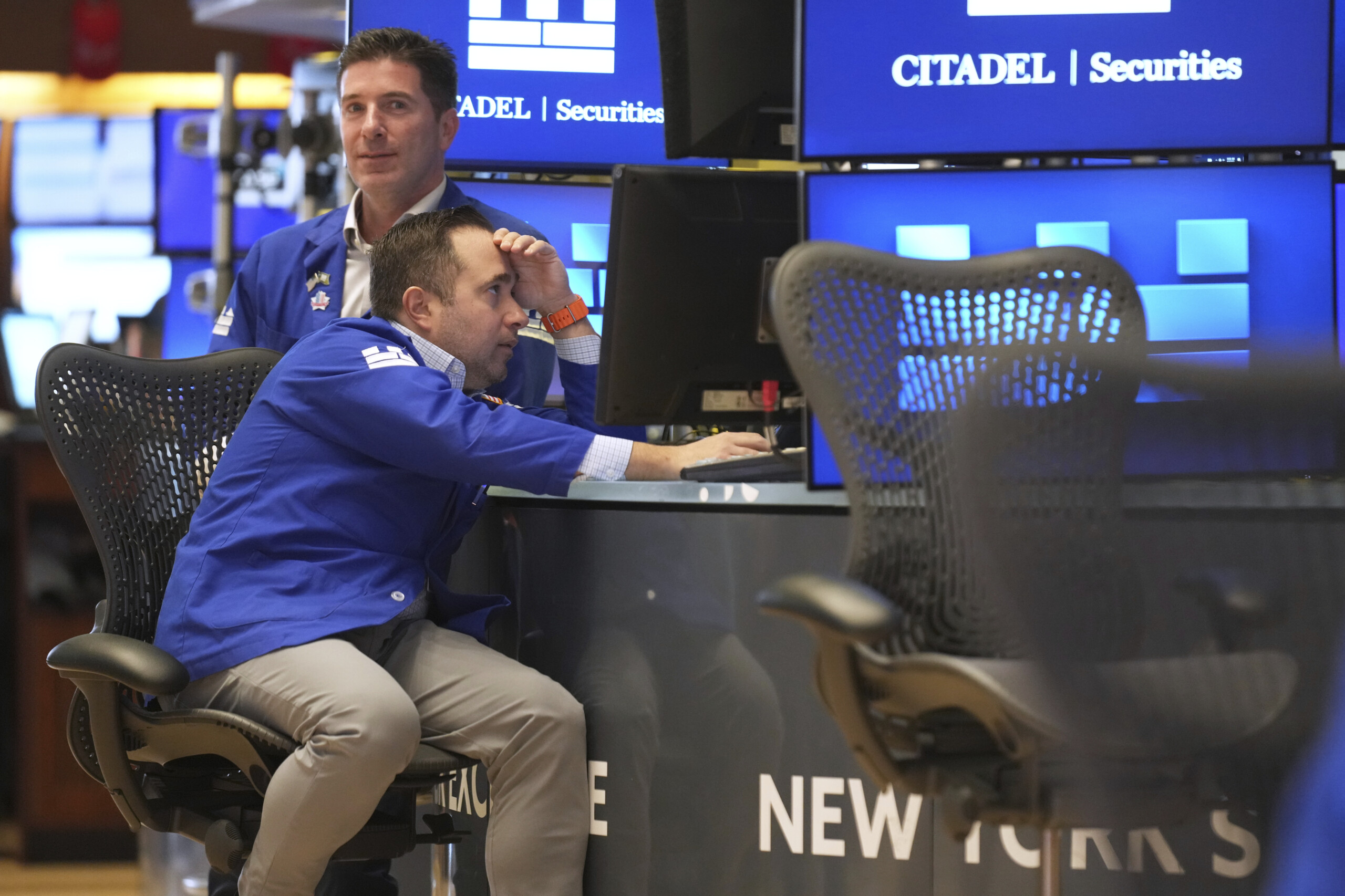 Stocks drop as uncertainty reigns about Trump's tariffs - WCCB Charlotte