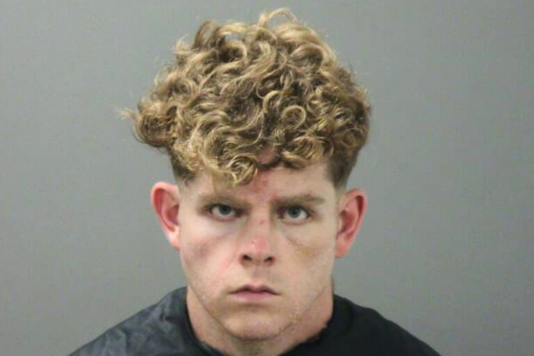 Teacher admits to fatally stabbing couple on a hike with their kids in ...