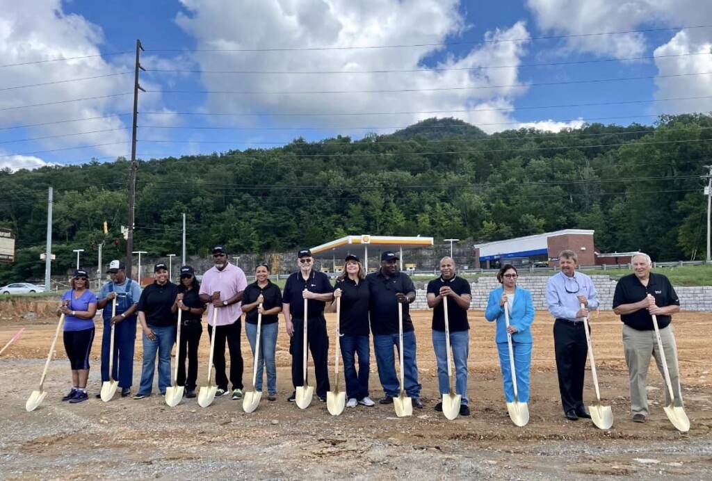 New Tony Romas restaurant breaks ground in Kimball - WDEF