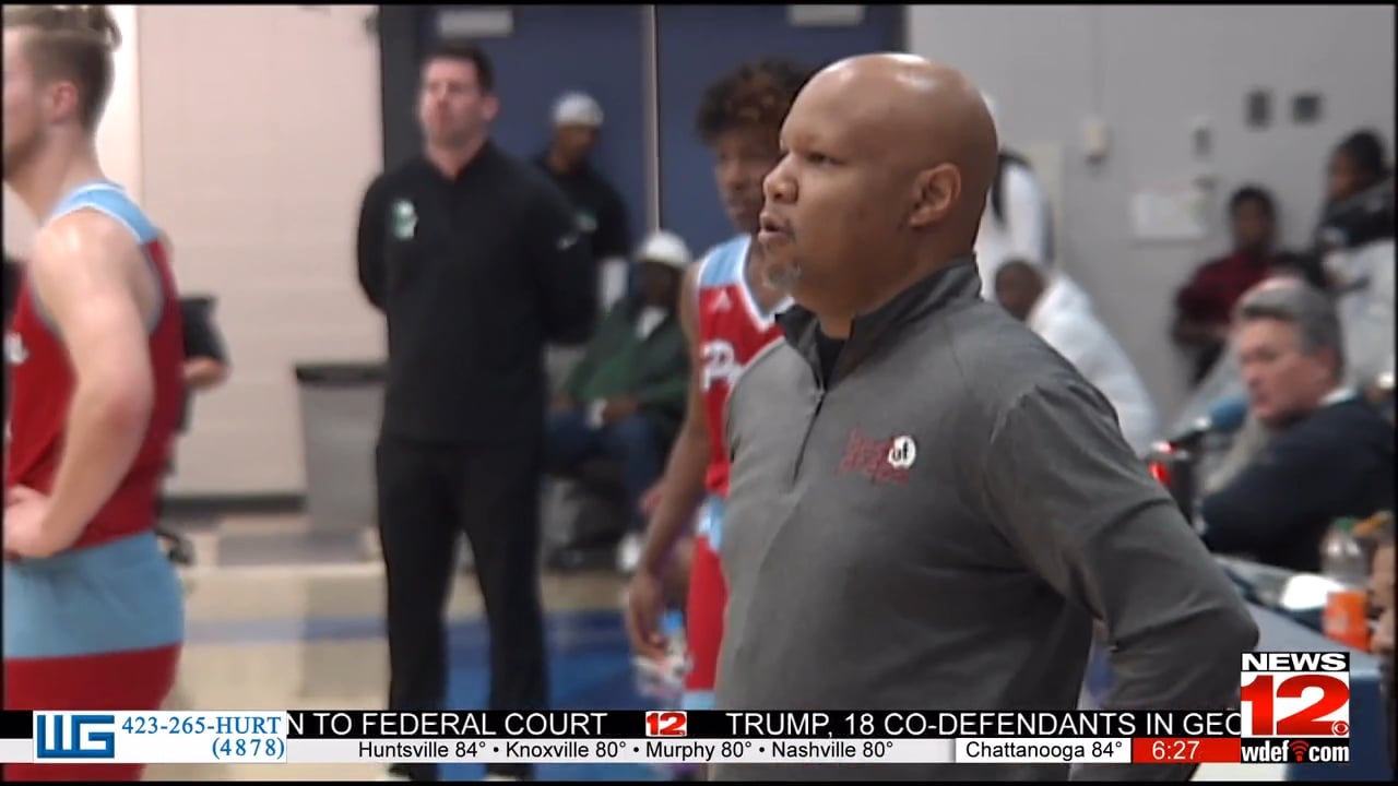 TSSAA Honors Brainerd Coach Levar Brown - WDEF