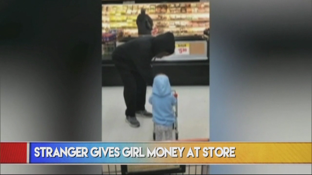 stranger gives little girl money - WFXB