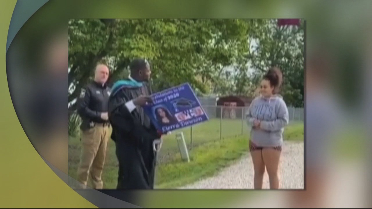 N.C. Principal Delivers Signs, Parade to Over 200 Graduating Seniors - WFXB