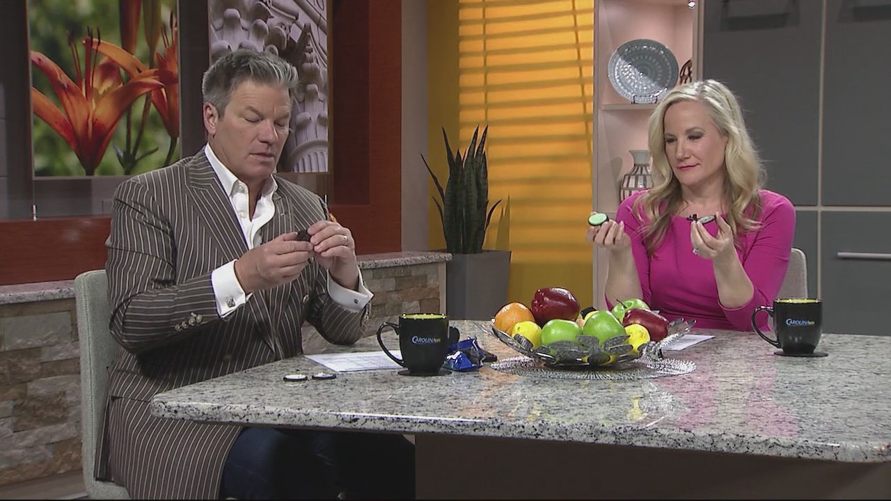 Scientists Conduct Study on How to Perfectly Open an Oreo - WFXB