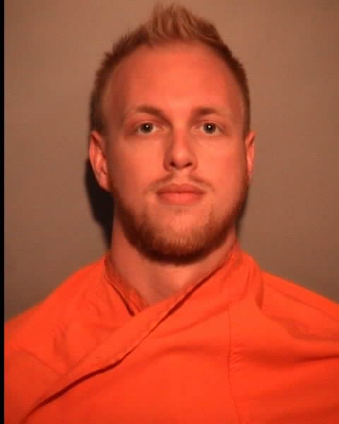 DERRICK, JOSHUA BOYD - LEAVING THE SCENE - WFXB