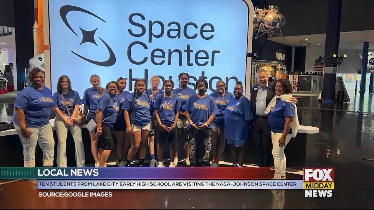 Ten Students Visit The NASA-Johnson Space Center in Houston - WFXB