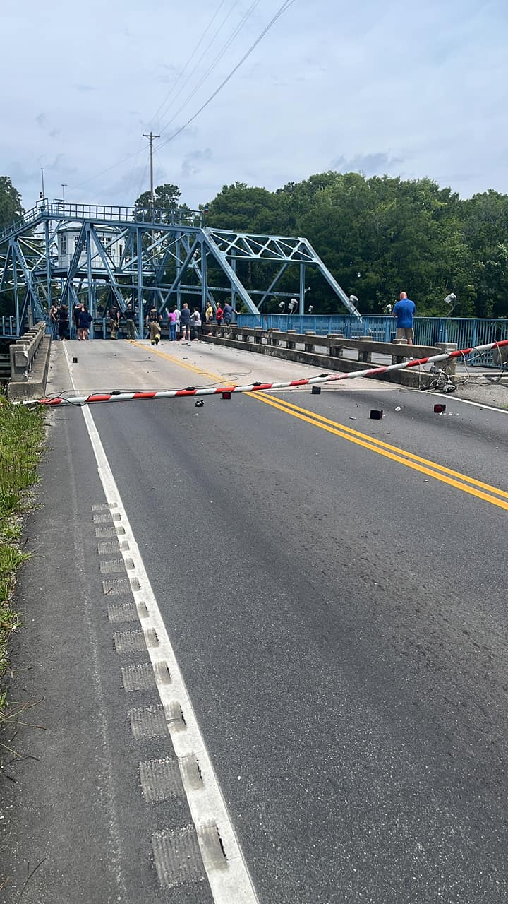 Body Recovered After Car Crashed Into Socastee Swing Bridge - WFXB