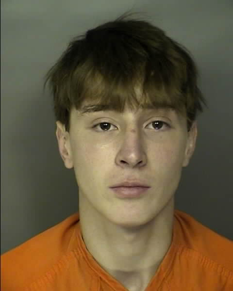 CROTEAU, DAVID SEBASTIAN - PUBLIC DISORDERLY:PUBLIC INTOXICATION - WFXB