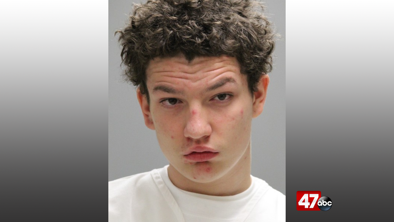 Dover Police: Man using ATM robbed at knifepoint, suspect arrested - 47abc