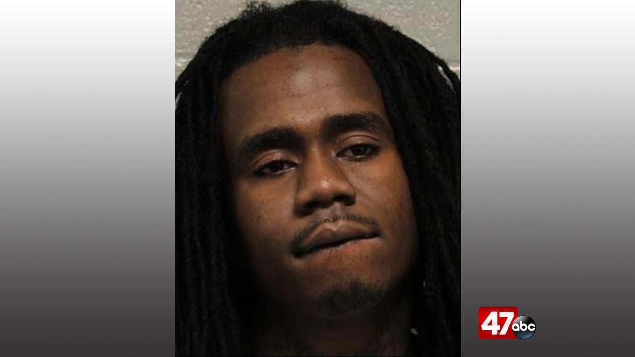 Fugitive arrested after reportedly fleeing DMV, assaulting officer in ...