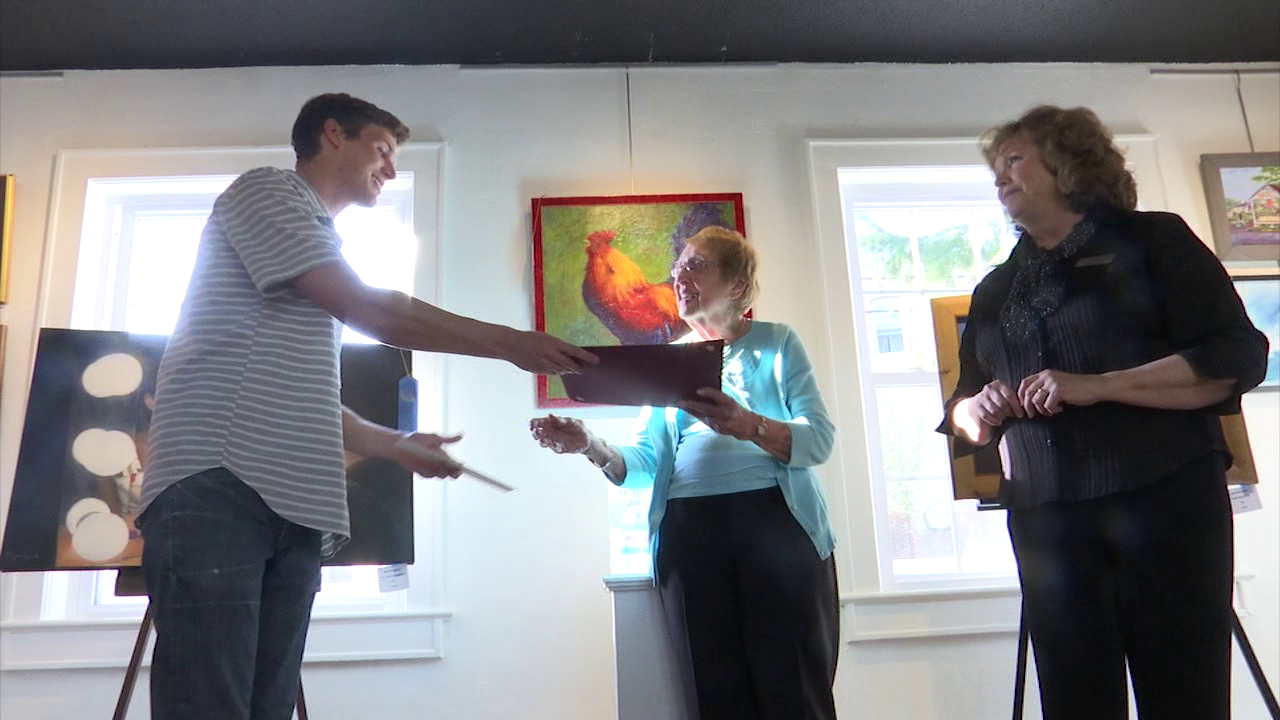 Local collegiate artist wins scholarship - 47abc