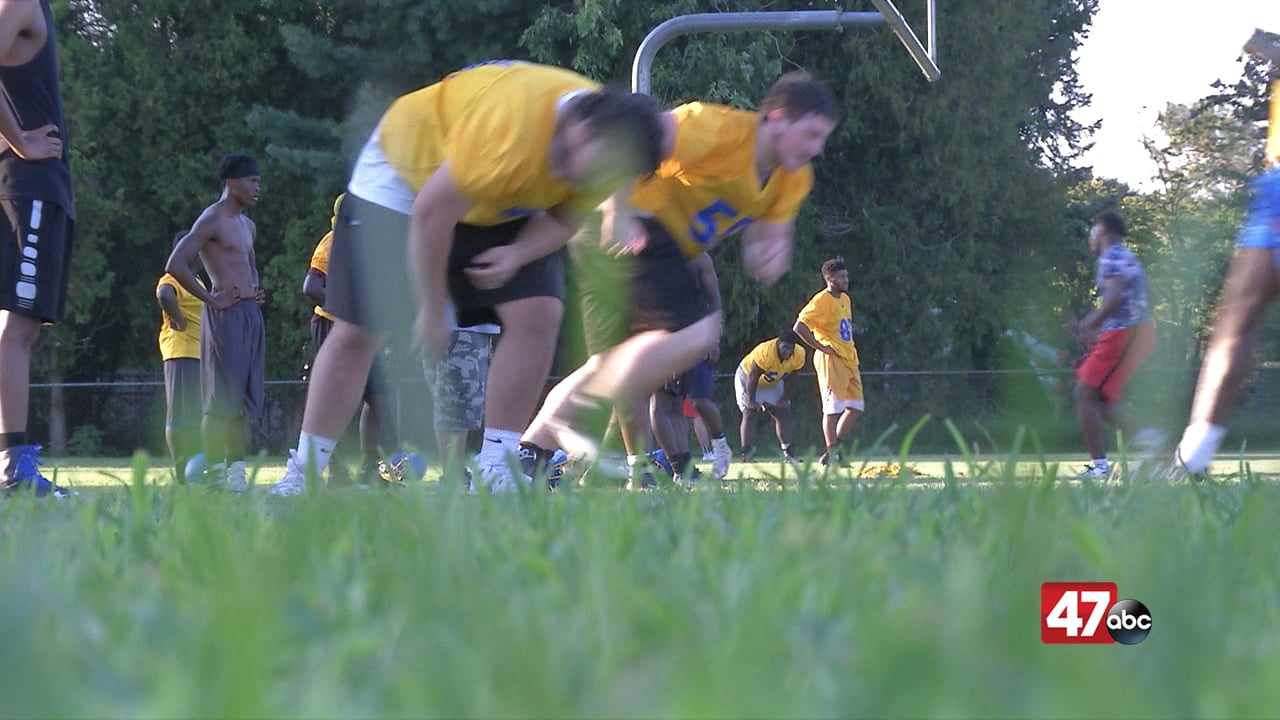 WiHi Football Looking to Make Splash in 2018 - 47abc