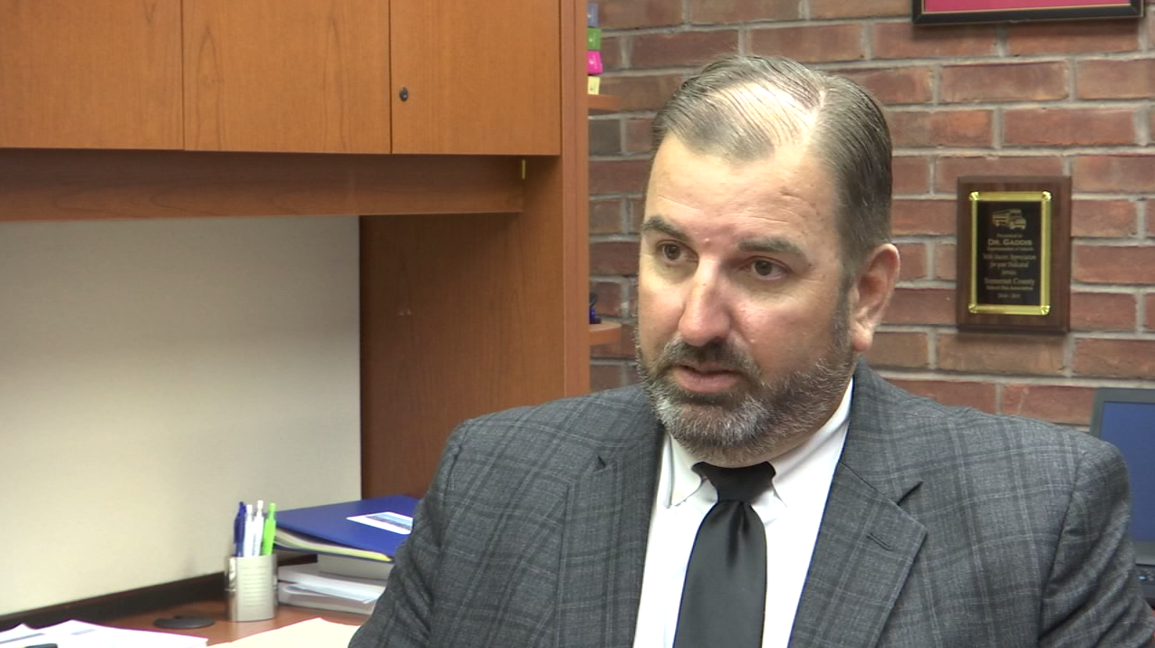 Dr. Gaddis named Md. Superintendent of the Year - 47abc