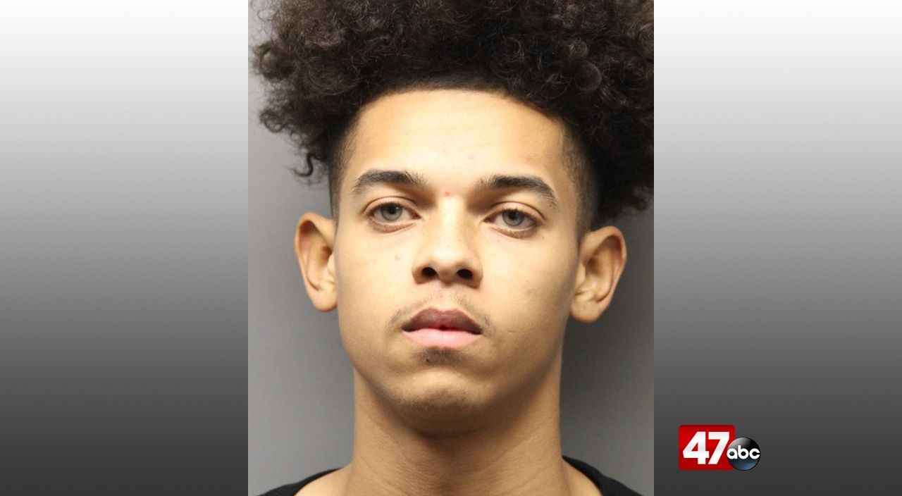 Traffic Stop Leads To Drug And Weapon Charges For Del Man 47abc