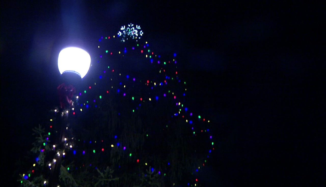 Town of Laurel celebrates 3rd annual tree lighting - 47abc