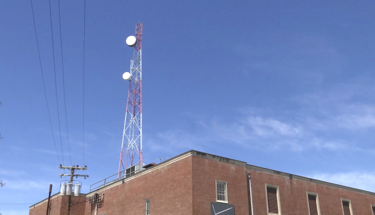 Cambridge city council to create regulations for future cell towers - 47abc
