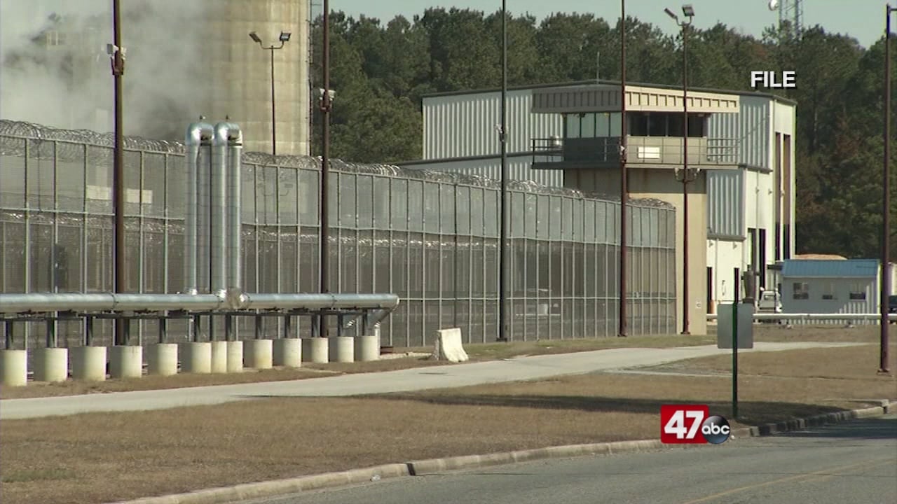 Md. correctional officers, union employees call on state for better ...