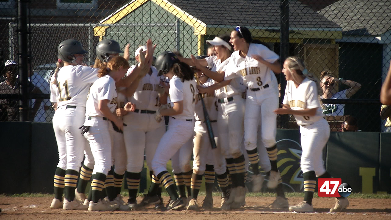 Queen Anne's softball powers past Eastern Tech in quarterfinals - 47abc