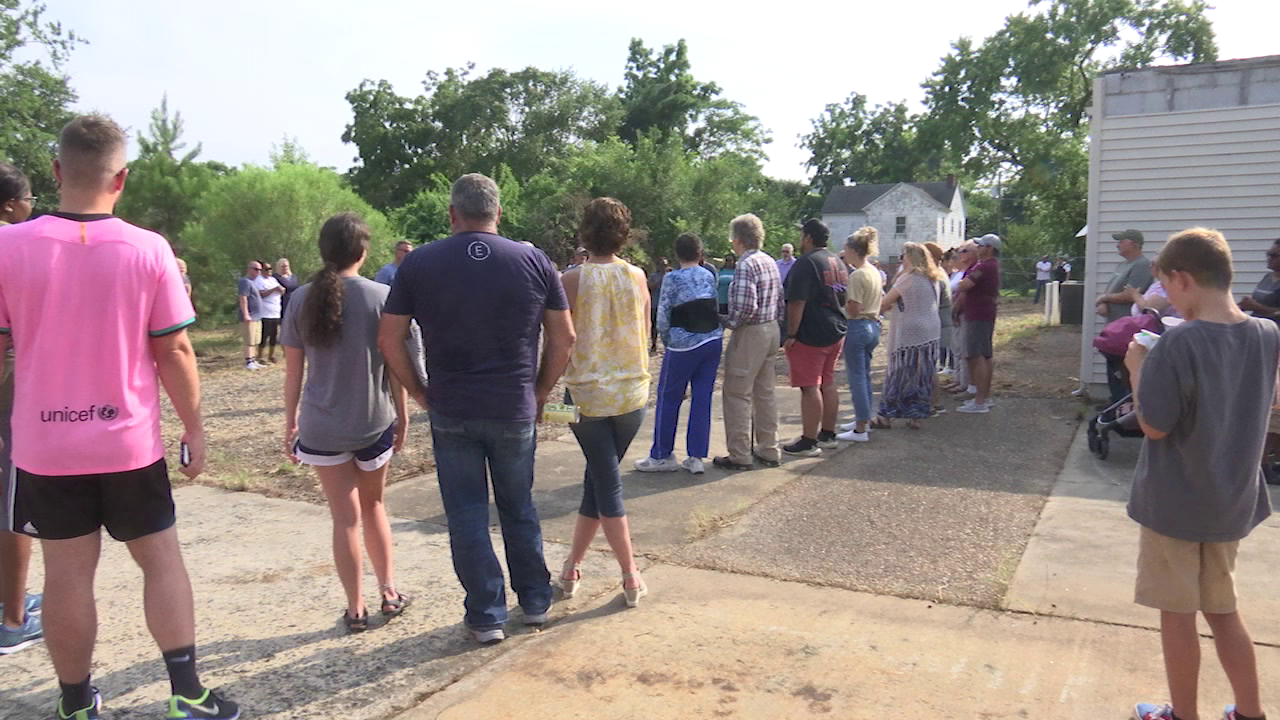 Adopt-a-block prayer walk commences - 47abc