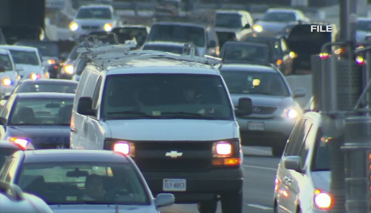 AAA: Road traffic volume dropped amid pandemic, but fatal crashes ...