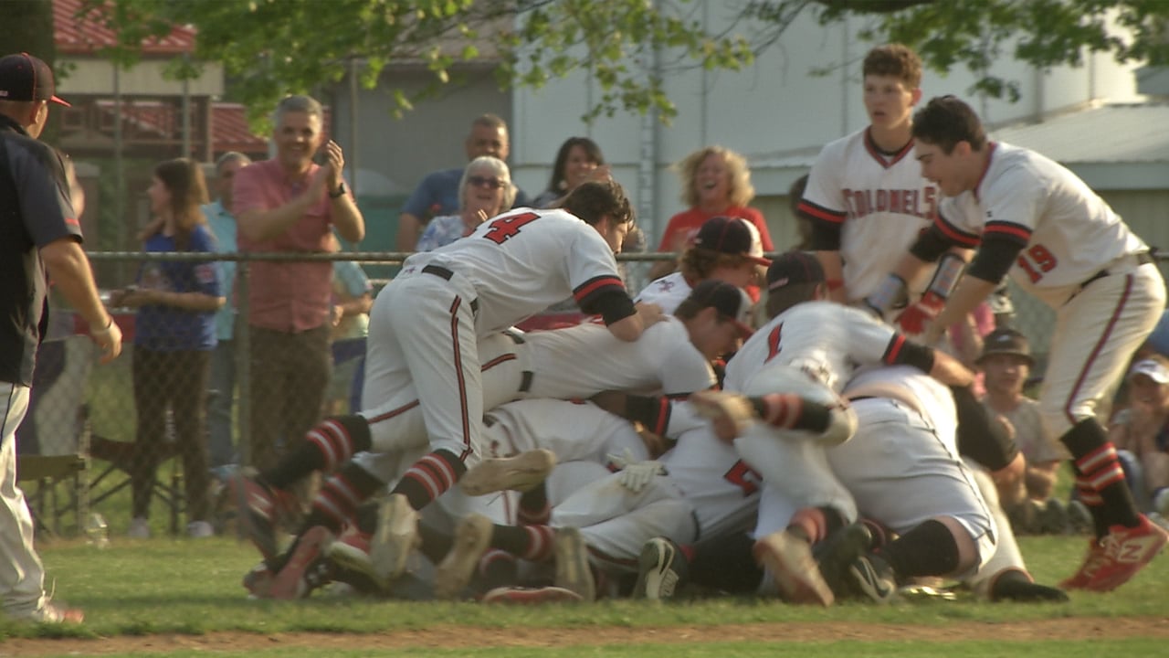 Colonel Richardson moves to state quaterfinals with walk-off win - 47abc