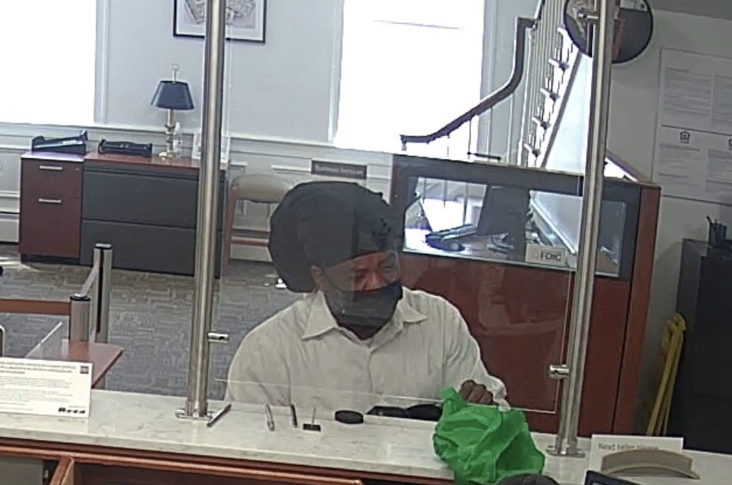 Police Searching For Suspect Involved In Wells Fargo Robbery 47abc
