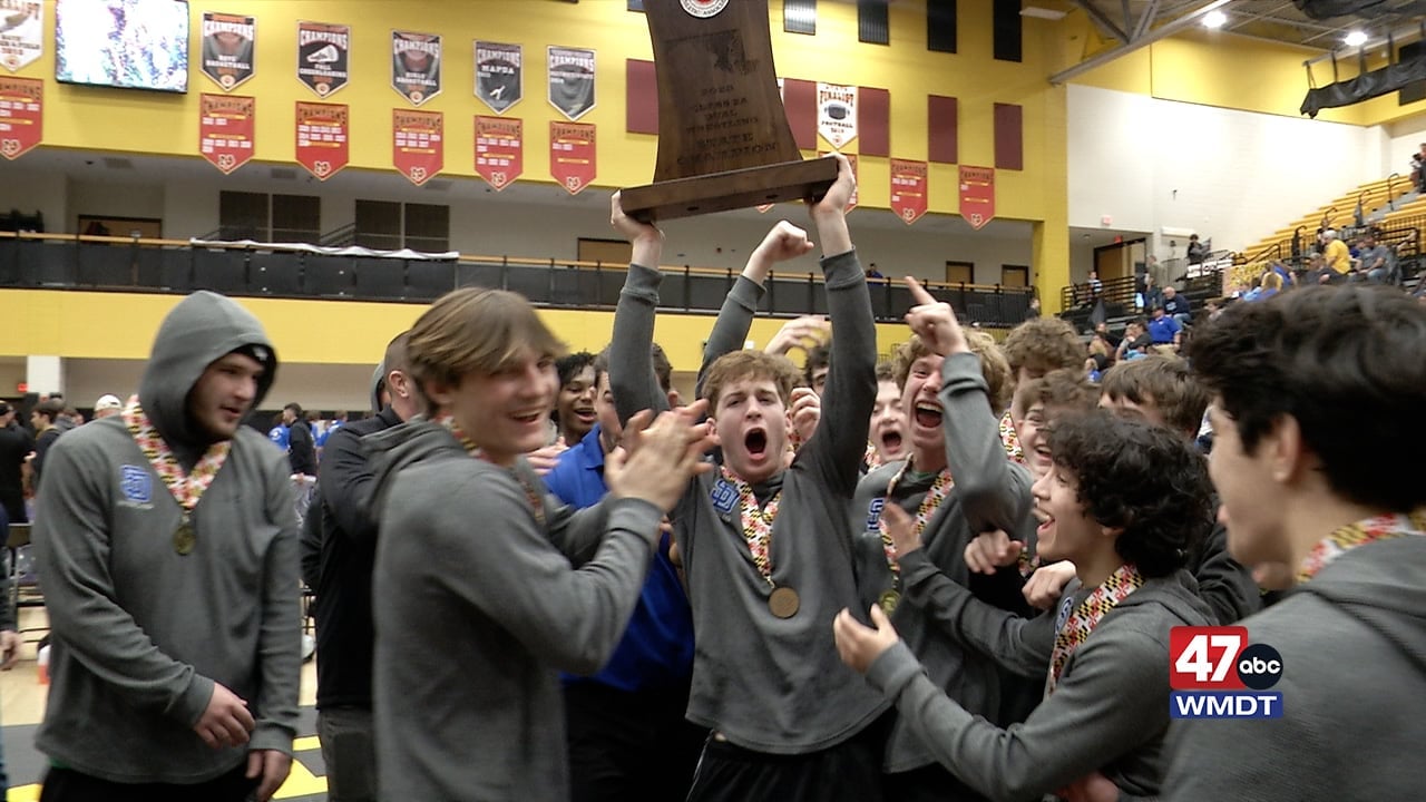 Decatur wrestling wins fourth straight title - 47abc
