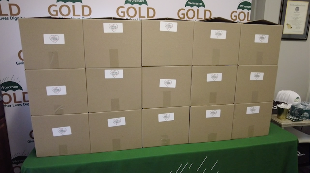 'Dignity Boxes' provide girls/women with essential items, builds up self-esteem - 47abc