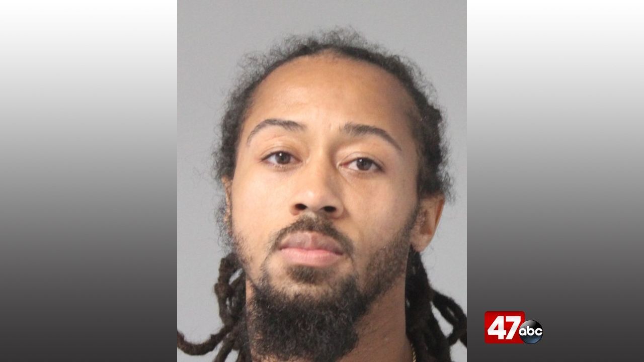 Dover man charged with resisting arrest following traffic stop - 47abc