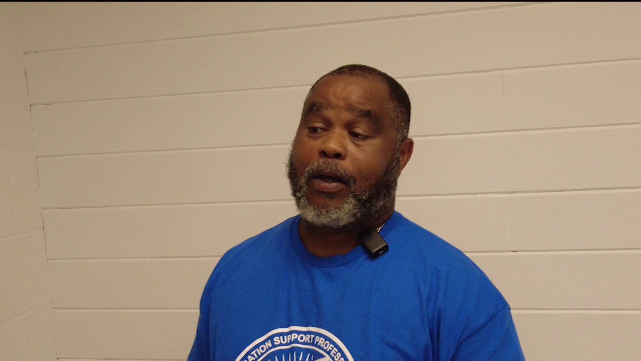 Ivory Smith: the 2023 Education Support Professional of the Year - 47abc