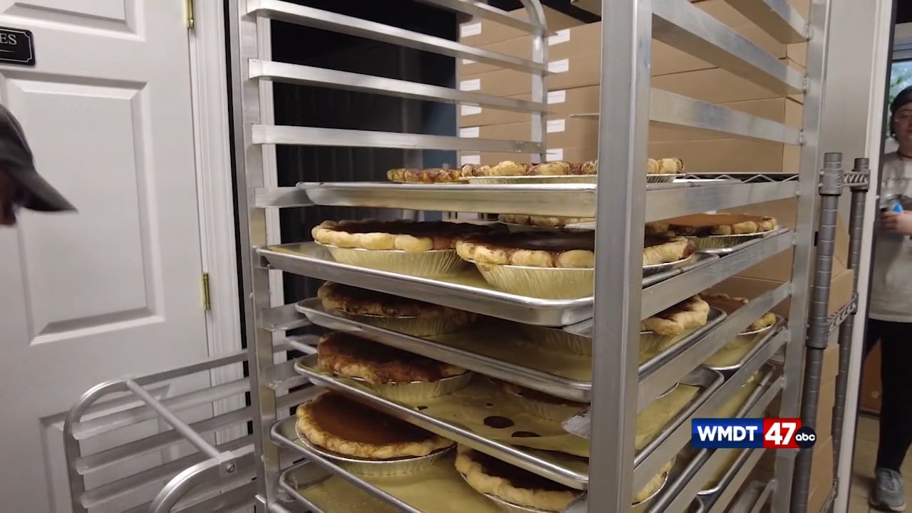 All hands on deck at The Ugly Pie as bakery attempts 900 pie ...