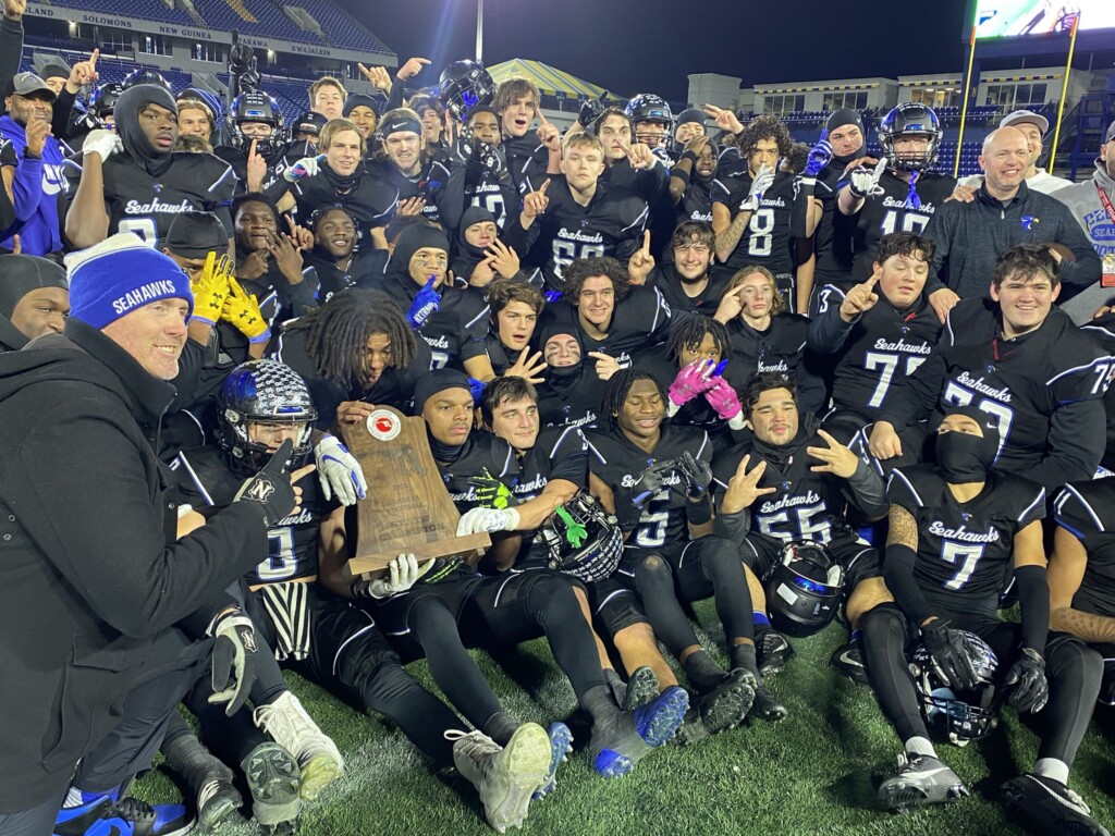 Decatur completes undefeated season, win first-ever football ...