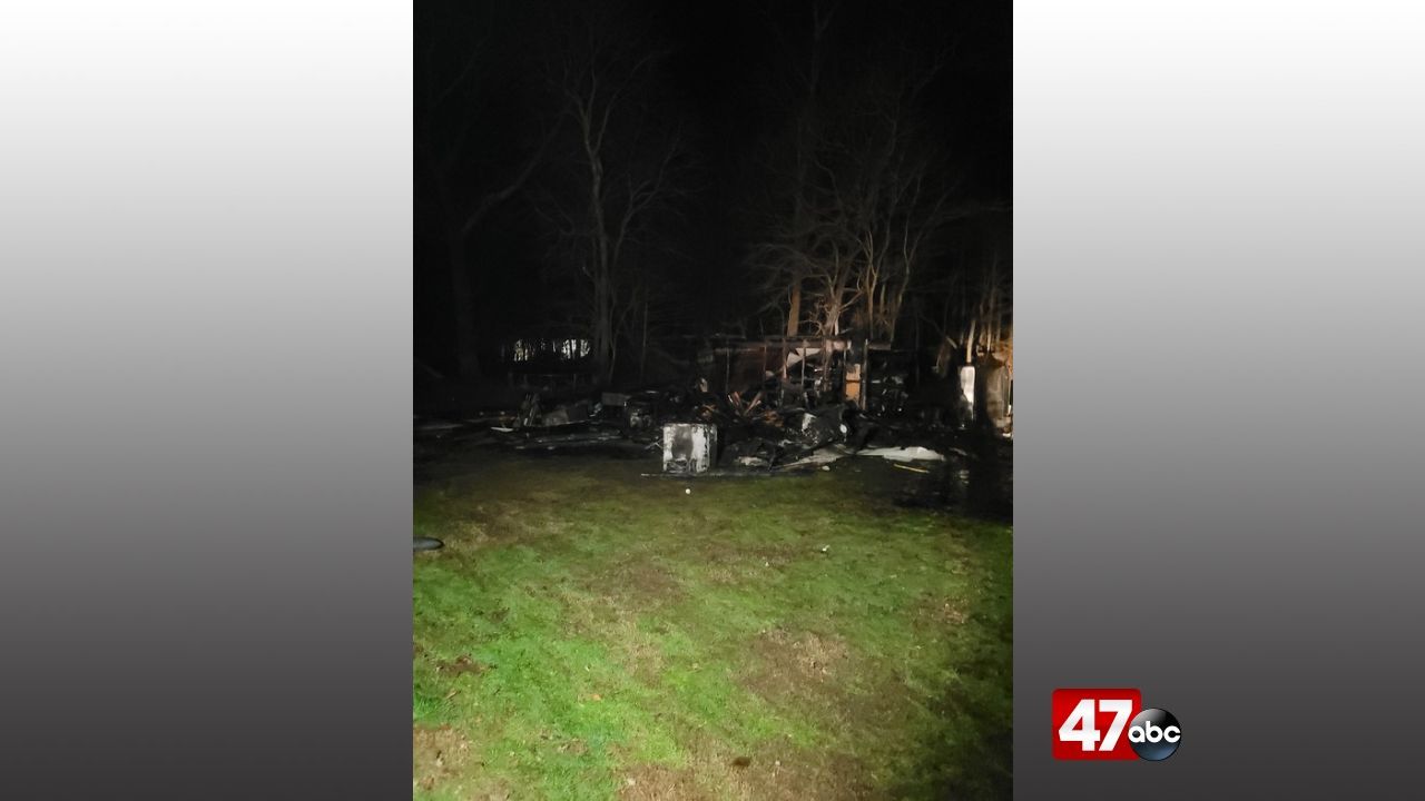Somerset Co. garage destroyed in fire - 47abc