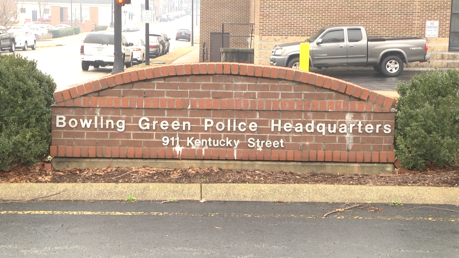 BGPD looks for officers and dispatchers - WNKY News 40 Television