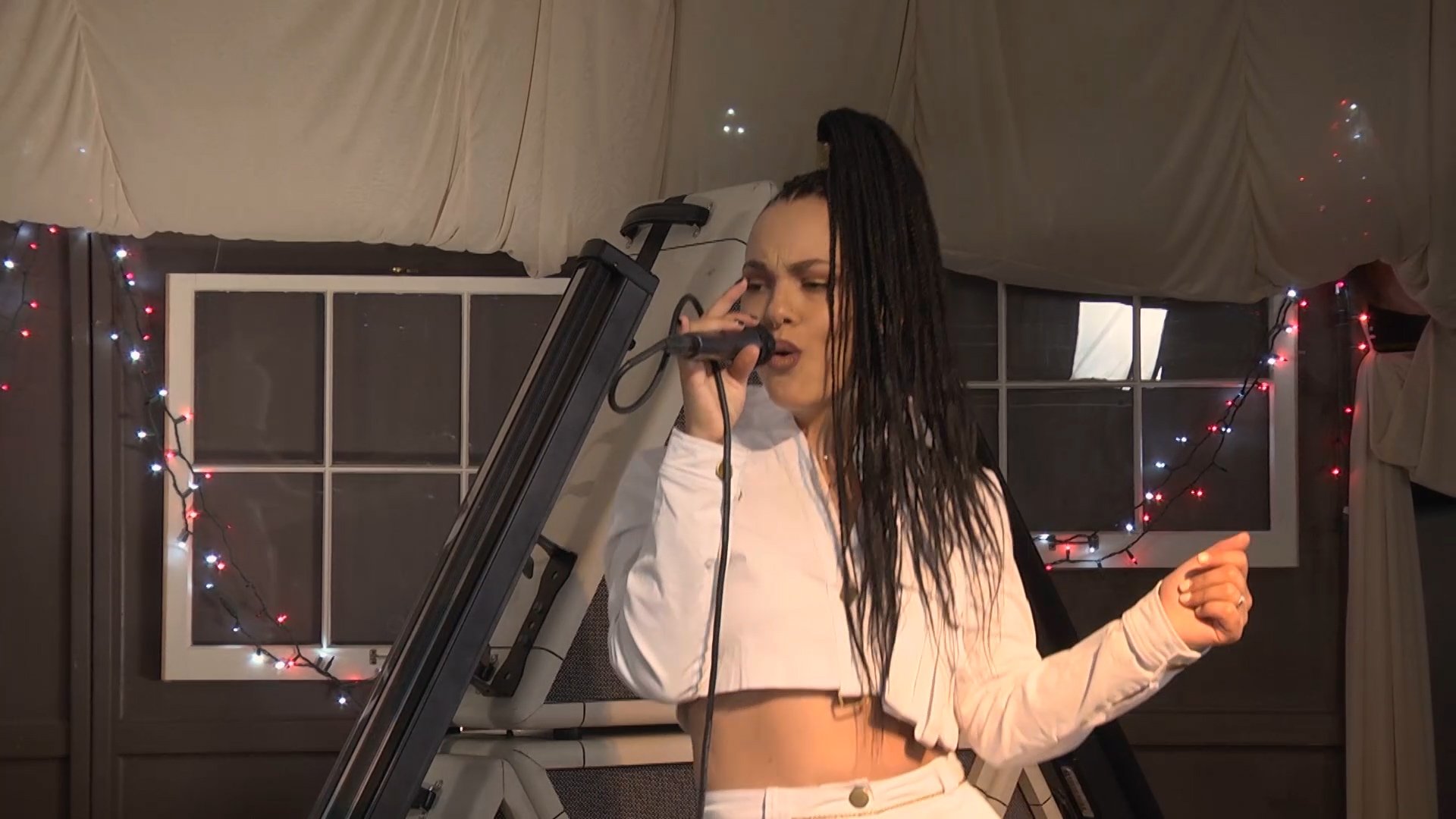 The Scene - VERIDIA - WNKY News 40 Television